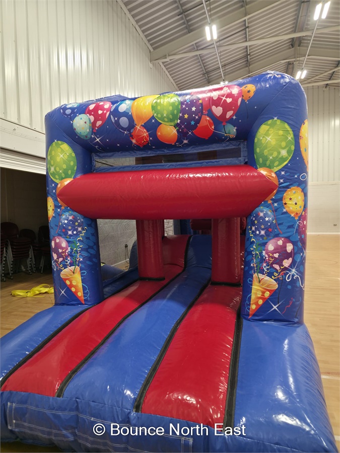 50ft Party Obstacle Course - Bouncy Castle Hire and Kids Party Packages ...